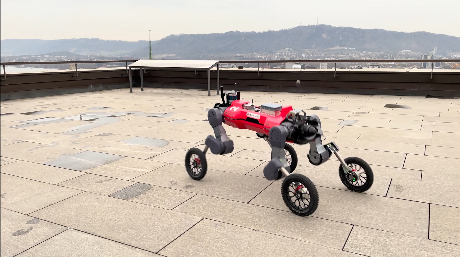 HUMANOID-QUADRUPED_TRANSFORMER | techfeedthai