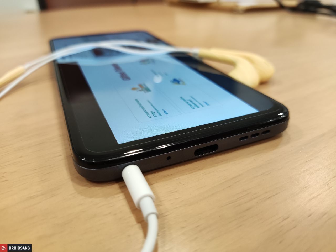 REVIEW | รีวิว TCL 40 SE มือถือสเปคแน่นแบตอึด จอใหญ่ กล้องชัด 50 ล้าน ลำโพงคู่กระหึ่ม | DroidSans