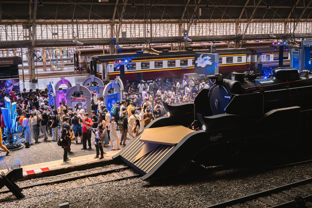 Honkai Star Rail นำรถไฟไทยแต่งธีม Astral Express ในงานเปิดตัวเกม ที่ ...